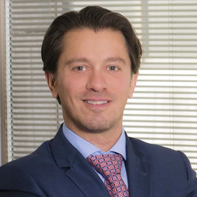 Dr. Alexios Apazidis | New York, NY | Orthopedic Spine Surgery