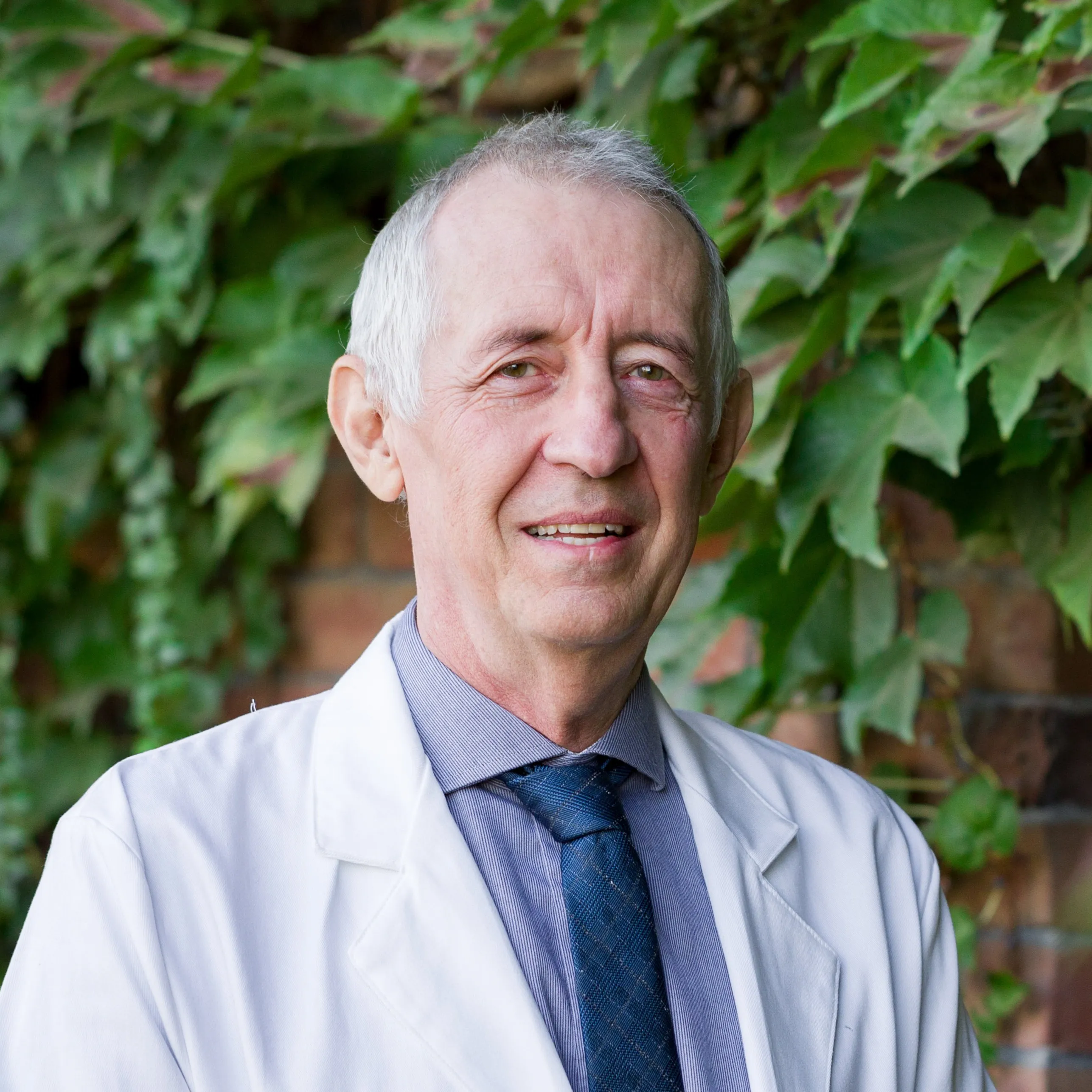 Dr. Marc Debay, MD | Riverside, CA | Family Medicine