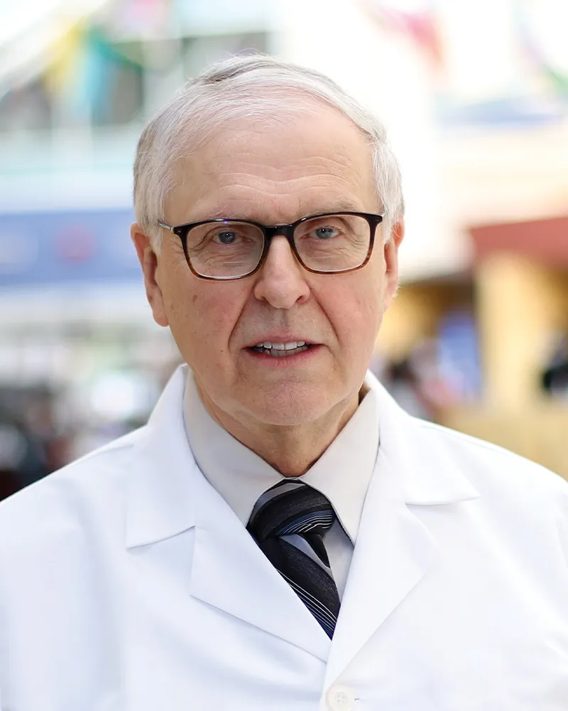 Dr. Benjamin Smith, DO | Kalamazoo, MI | Internal Medicine