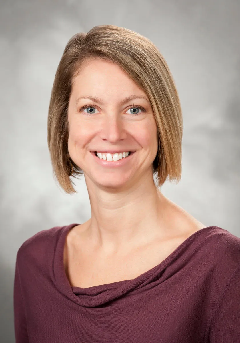Dr. Elizabeth Morelli, MD | South Lyon, MI | Family Medicine