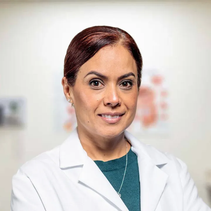 Dr. Claudia Navarrete, DNP | Aurora, IL | Family Medicine