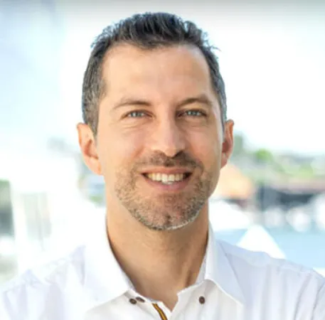 Dr. Alan Dakak | Santa Ana, CA | Pediatrics