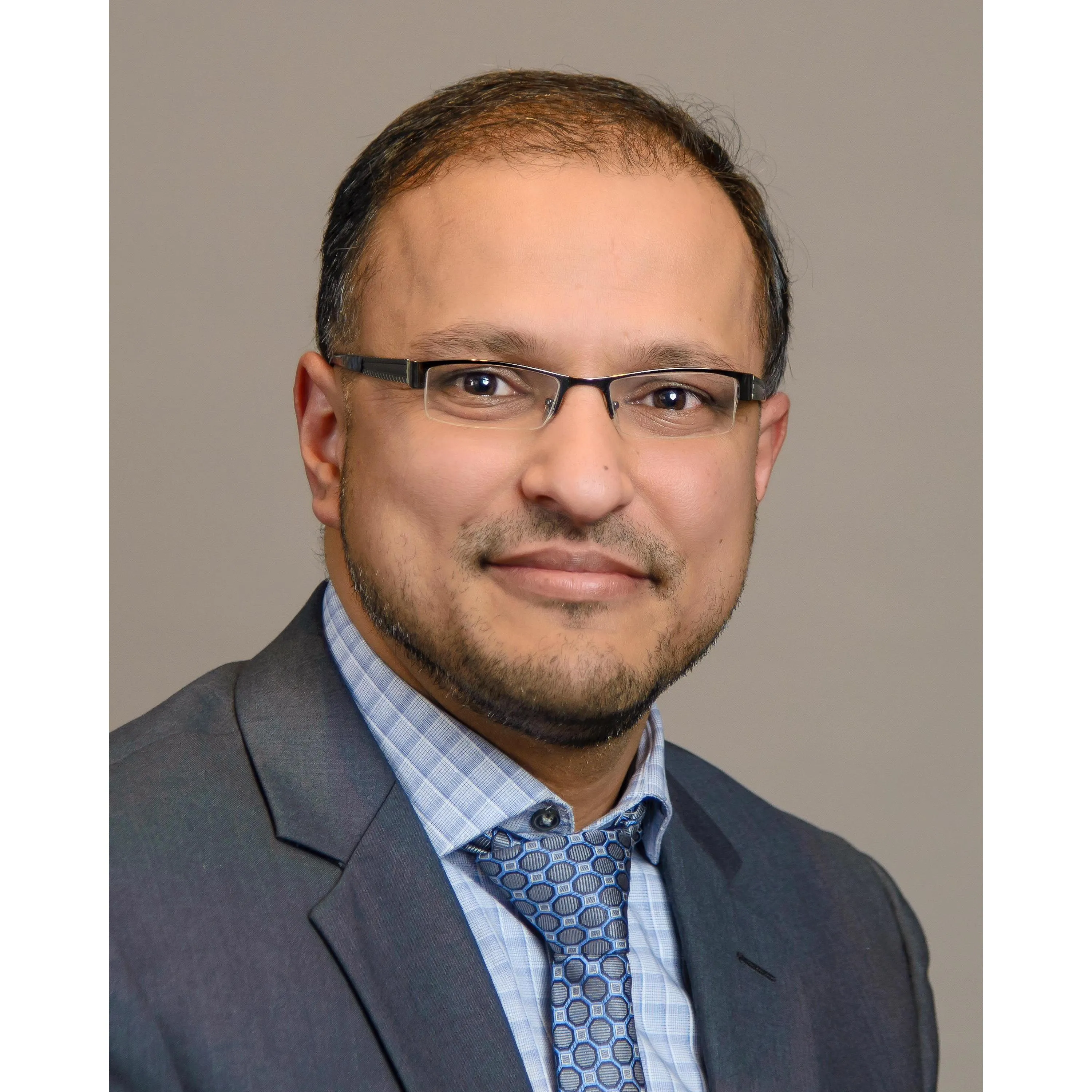 Dr. Waqas Khan, MD | East Patchogue, NY | Cardiologist